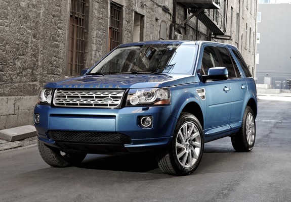 Land Rover LR2 HSE 2012 wallpapers