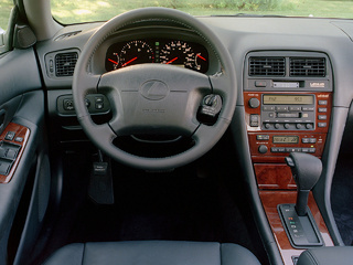 Lexus ES 300 1997–2001 images