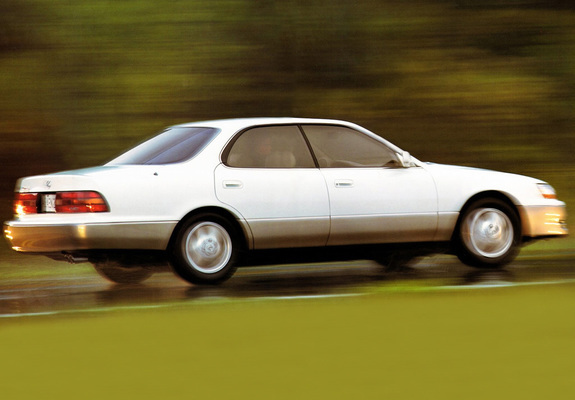 Photos of Lexus ES 300 1992–96
