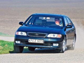 Lexus GS 300 EU-spec 1993–97 photos