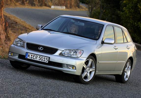 Images of Lexus IS 200 SportCross EU-spec (XE10) 2002–05