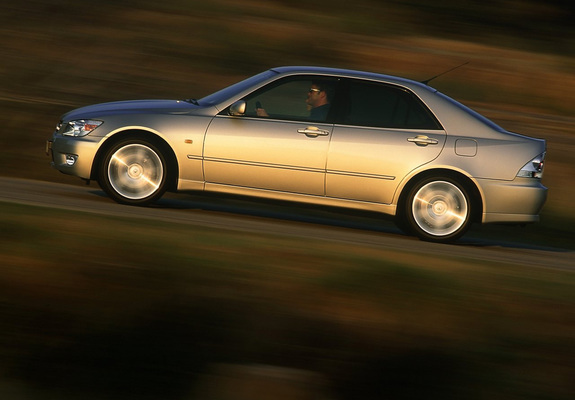 Lexus IS 200 EU-spec (XE10) 1999–2005 images