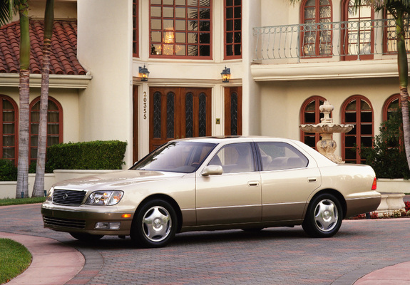 Photos of Lexus LS 400 US-spec (UCF20) 1997–2000