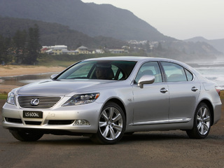 Photos of Lexus LS 2007 year
