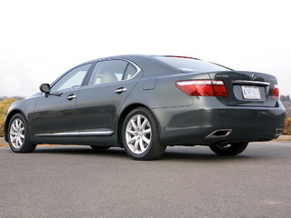 Lexus LS 2007 year wallpapers