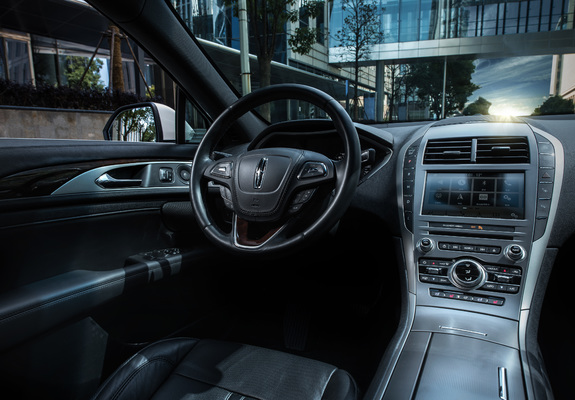 Photos of Lincoln MKZ H China 2017