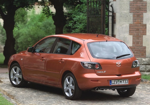 Mazda 3 Hatchback 2003–06 wallpapers