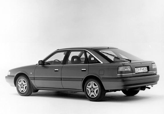 Mazda 626 Hatchback (GD) 1987–92 pictures
