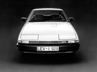 Pictures of Mazda 929 Coupe 1981–87