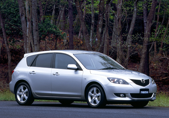 Photos of Mazda Axela Sport 20C 2003–08