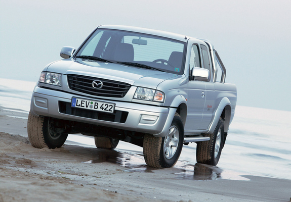 Photos of Mazda B2500 Extended Cab 2003–06