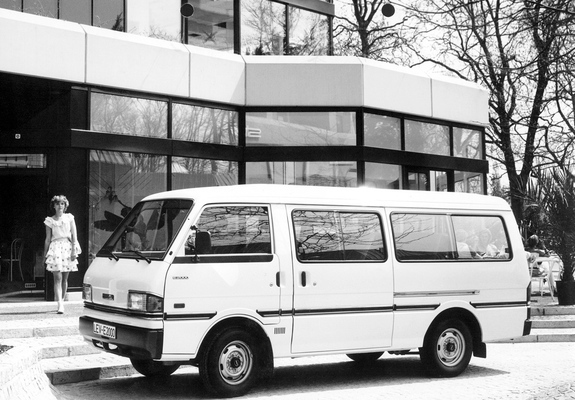 Mazda E2000 1983–89 photos