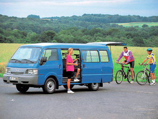 Photos of Mazda E2200 Van 1989–2001