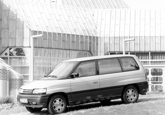 Pictures of Mazda MPV 1990–95