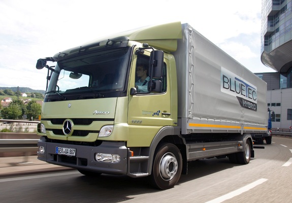 Mercedes-Benz Atego 1222 BlueTec 2010–13 pictures