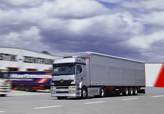 Images of Mercedes-Benz Axor 1843 2001–05