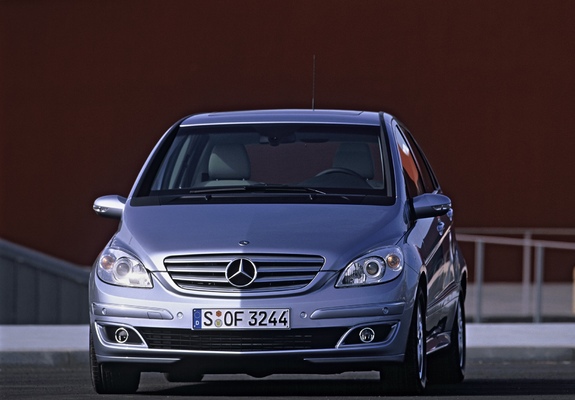 Photos of Mercedes-Benz B 200 CDI (W245) 2005–08