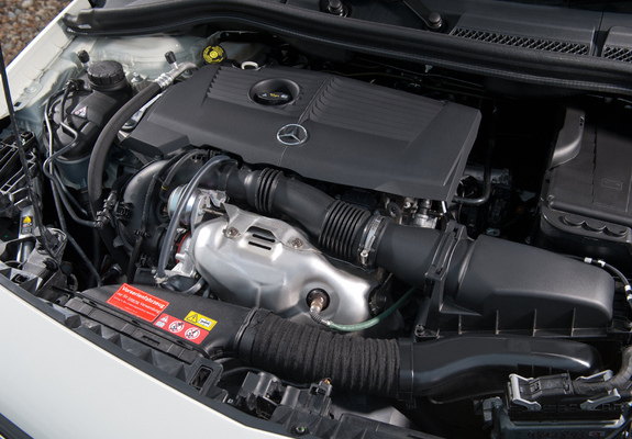 Photos of Mercedes-Benz B 200 BlueEfficiency UK-spec (W246) 2012