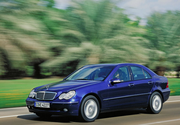 Mercedes-Benz C 270 CDI (W203) 2000–05 images