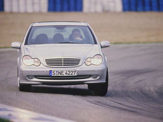 Mercedes-Benz C 320 (W203) 2000–05 wallpapers