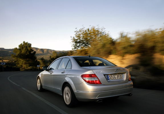 Mercedes-Benz C 350 (W204) 2007–11 wallpapers