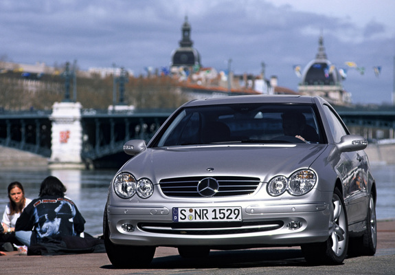 Mercedes-Benz CLK 500 (C209) 2002–05 wallpapers