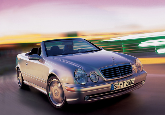 Photos of Mercedes-Benz CLK 55 AMG Cabrio (A208) 2000–02
