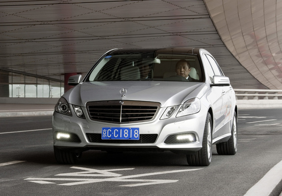 Images of Mercedes-Benz E 300 L (W212) 2010–13