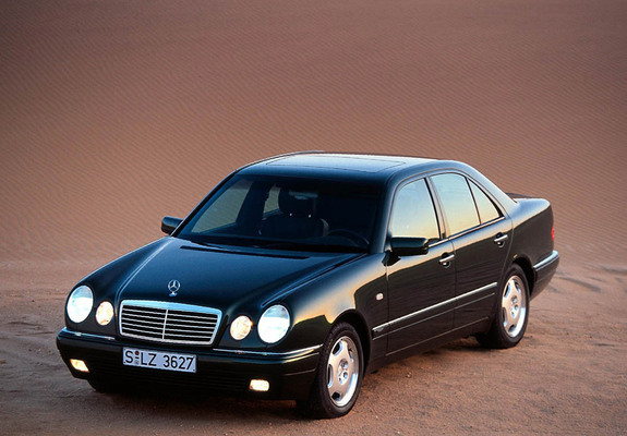 Mercedes-Benz E 230 (W210) 1995–97 wallpapers