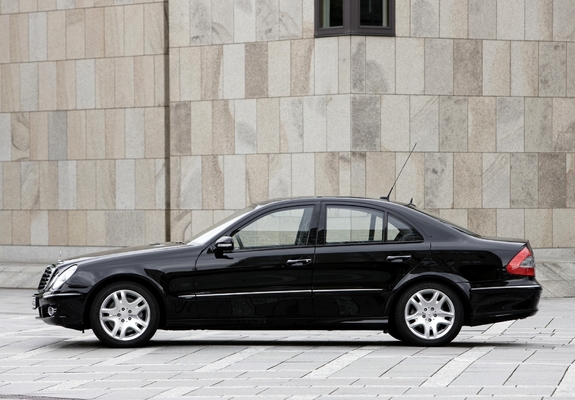 Photos of Mercedes-Benz E-Klasse Guard (W211) 2006–09