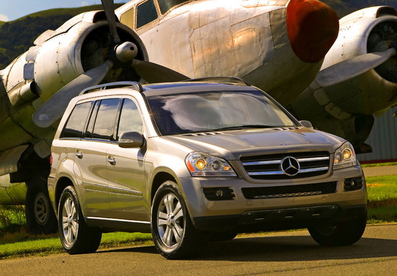 Photos of Mercedes-Benz GL 450 US-spec (X164) 2006–09