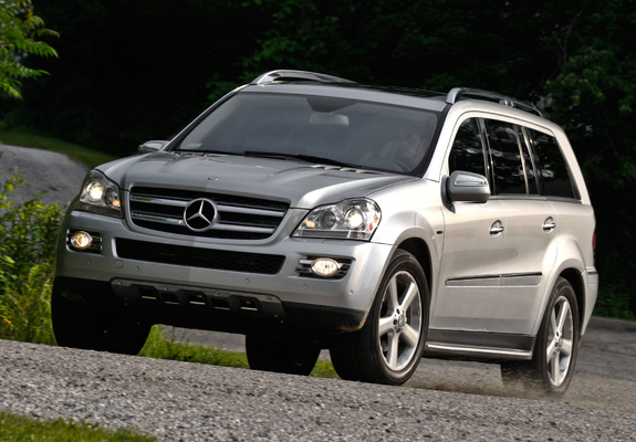 Pictures of Mercedes-Benz GL 320 US-spec (X164) 2008–09