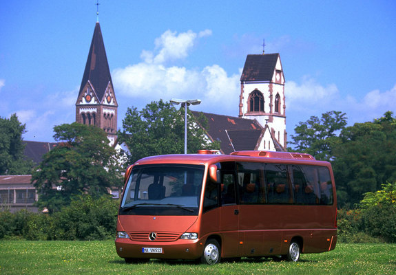 Mercedes-Benz Medio (O815) wallpapers