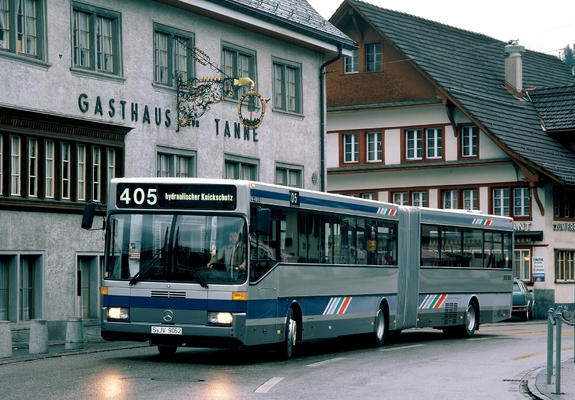 Images of Mercedes-Benz O405 G 1983–2001
