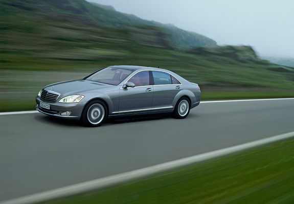 Images of Mercedes-Benz S 500 (W221) 2005–09