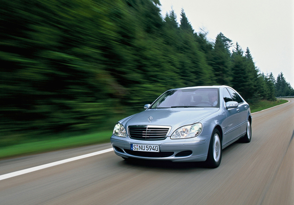 Photos of Mercedes-Benz S 500 4MATIC (W220) 2002–06