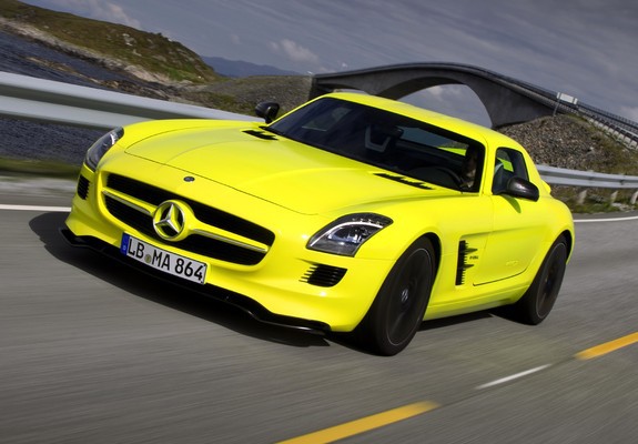 Photos of Mercedes-Benz SLS 63 AMG E-Cell Prototype (C197) 2010