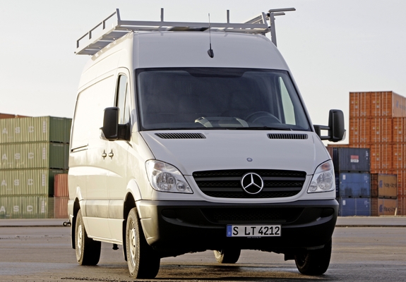 Photos of Mercedes-Benz Sprinter High Roof Van (W906) 2006–13