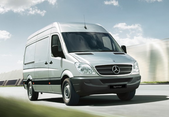 Photos of Mercedes-Benz Sprinter High Roof Van (W906) 2006–13