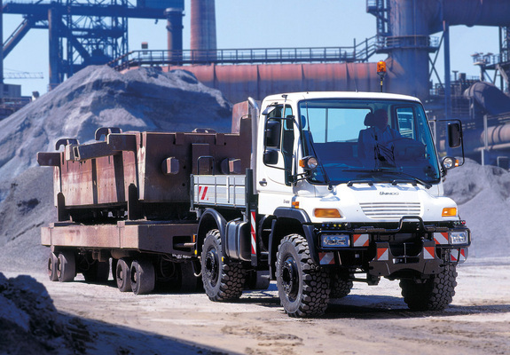 Pictures of Mercedes-Benz Unimog U400 2000–13