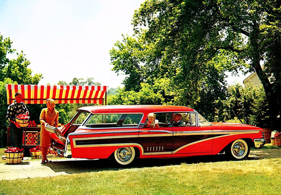 Photos of Mercury Colony Park 1960