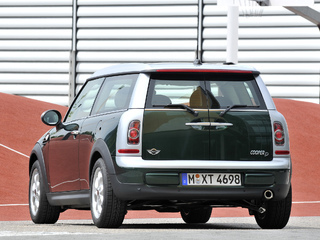 Photos of MINI Cooper D Clubman (R55) 2010