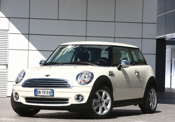 Images of Mini Cooper Abbey Road (R56) 2008