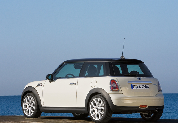 Mini Cooper D (R56) 2007–10 images