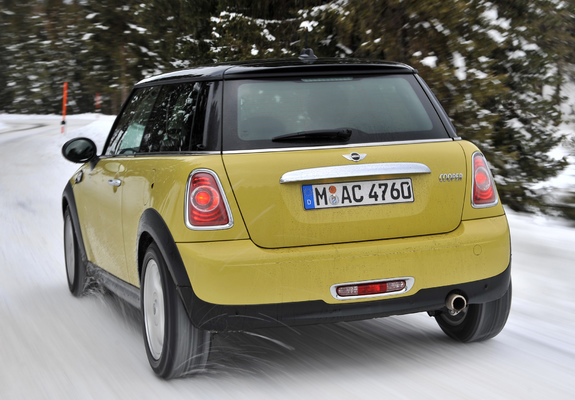 Mini Cooper (R56) 2010–14 images