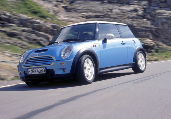 Photos of Mini Cooper S (R53) 2001–04