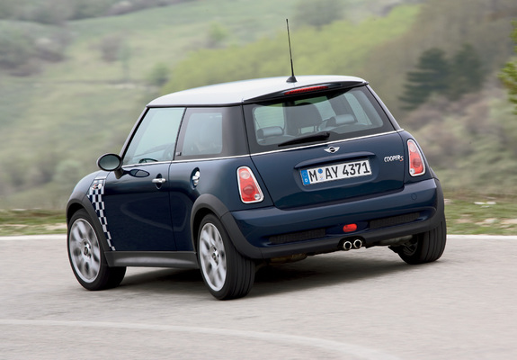 Photos of Mini Cooper S Checkmate (R53) 2005