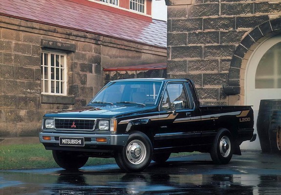 Mitsubishi L200 Single Cab 1986–96 wallpapers