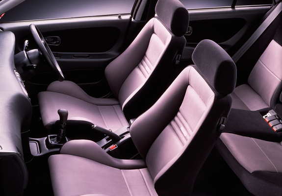 Images of Mitsubishi Lancer GSR Evolution (CD9A) 1992