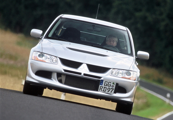 Mitsubishi Lancer Evolution VIII 2003–05 images